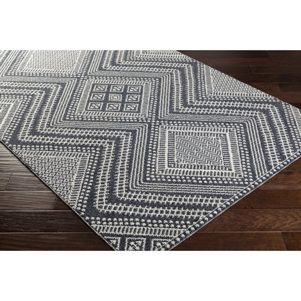 Foundstone™ Tapis intérieur / extérieur gris anthracite Yanaton Southwestern et Commentaires ...